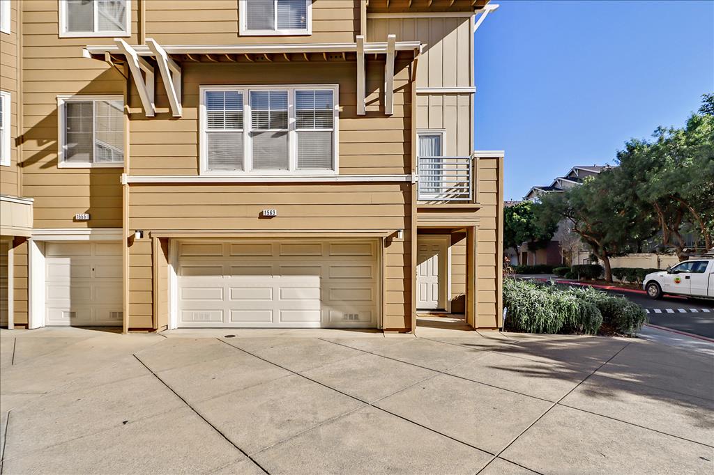 Peak's Suburban Addition Dallas Property Management | Belong PRO